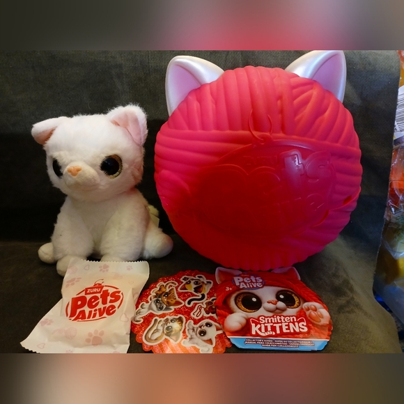 Toys | Pets Alive Smitten Kittens Plush And Toy Set | Poshmark